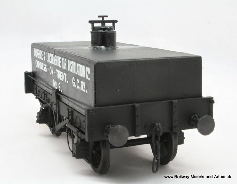 Scratch Built Tar Tank | Railway Models and Art Blog